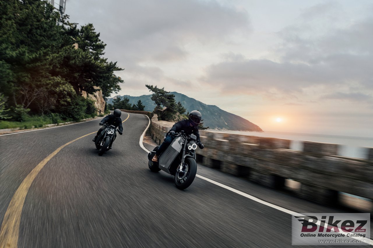 Davinci DC100 poster